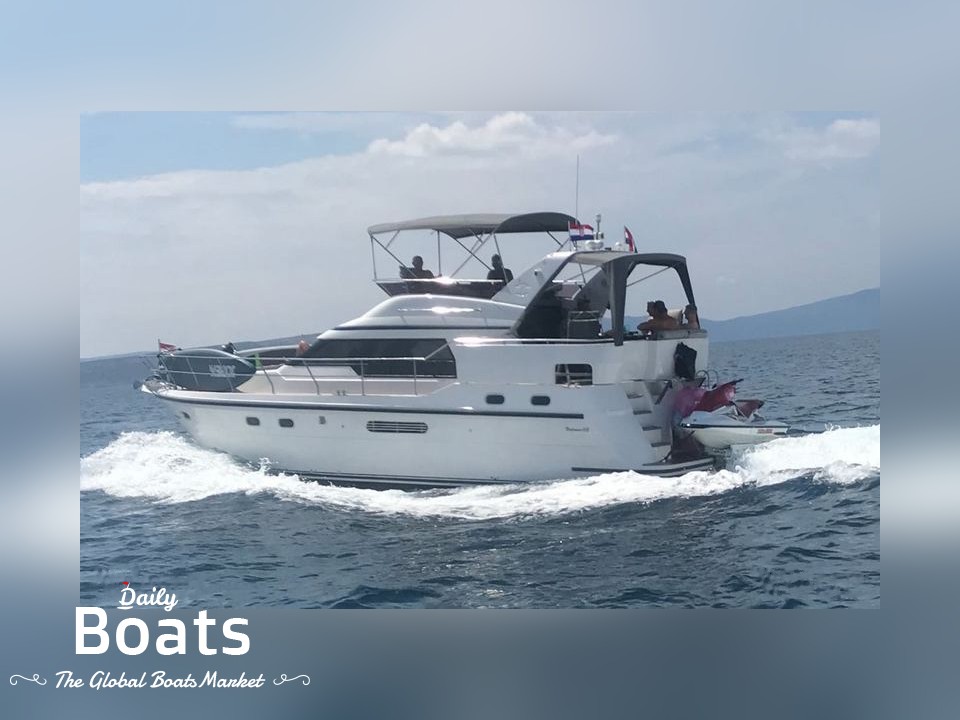 Neptunus 108 Flybridge на продажу. Посмотреть цену, фотографии и Купить ...