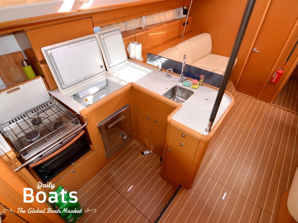 2011 Jeanneau 53 for sale. View price, photos and Buy 2011 Jeanneau 53 ...