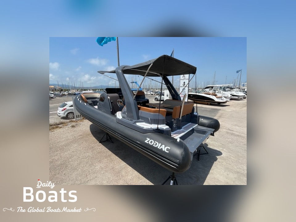 2022 Zodiac Medline 9 for sale. View price, photos and Buy 2022 Zodiac ...