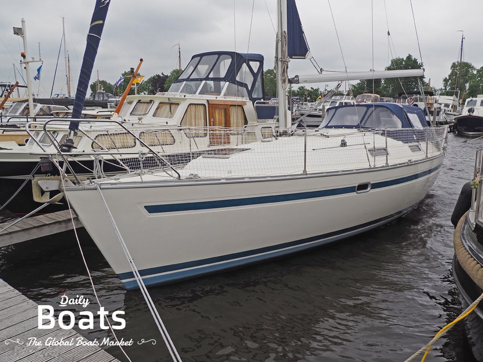 1997 Bavaria 32 Holiday for sale. View price, photos and Buy 1997 ...