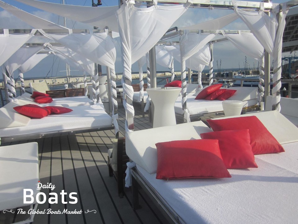 1992 Vittoria Catamaran Boat Vip Club for sale. View price, photos and ...