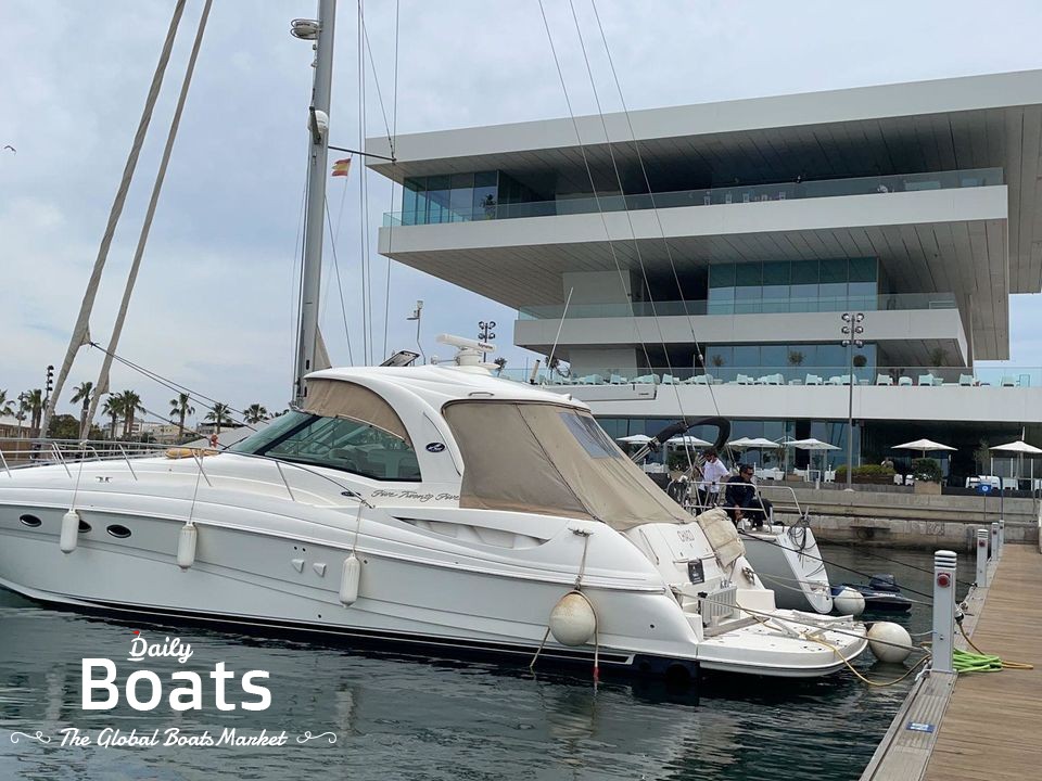 2005 Sea Ray 525 Sundancer for sale. View price, photos and Buy 2005 ...