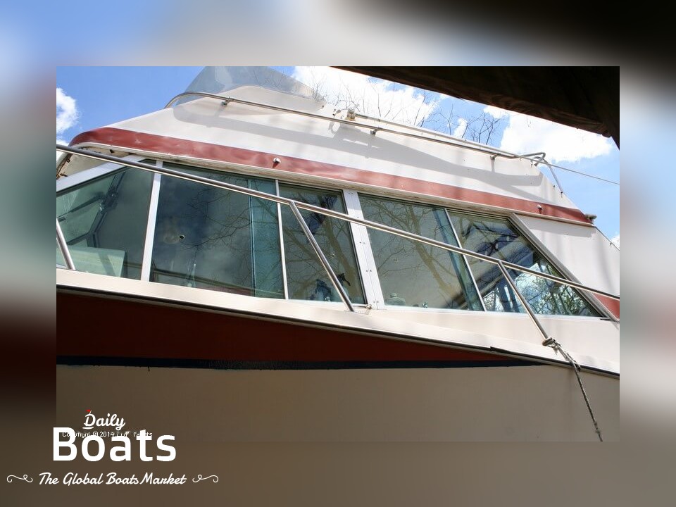 Bayliner 33 Uniflight for sale. View price, photos and Buy Bayliner 33 ...