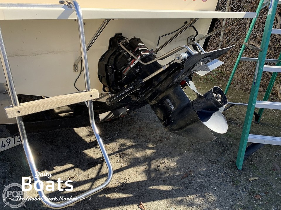 1986 Sea Ray 250 Sundancer for sale. View price, photos and Buy 1986 ...