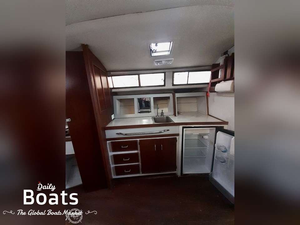 1984 Formula Boats 31 Sc Express for sale. View price, photos and Buy ...