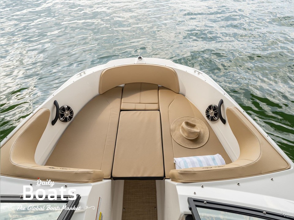 2022 Sea Ray 210 Spoe for sale. View price, photos and Buy 2022 Sea Ray ...