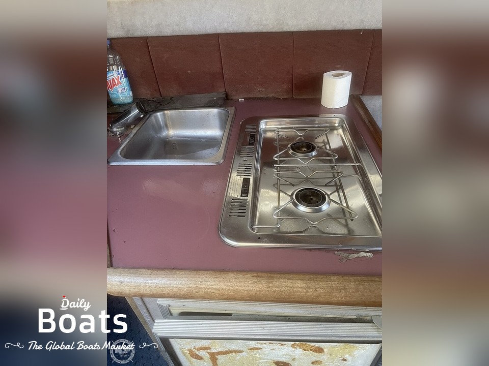 1987 Bayliner Ciera 2450 Sunbridge for sale. View price, photos and Buy ...