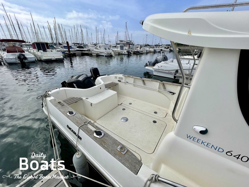 2007 Quicksilver 640 Weekend for sale. View price, photos and Buy 2007 ...