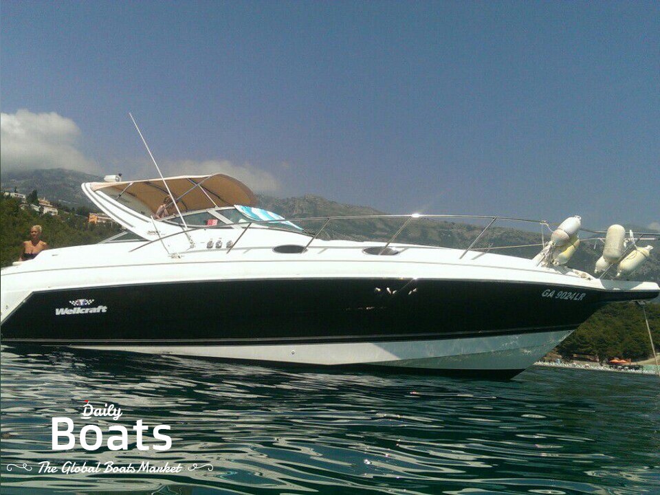 2001 Wellcraft Martinique 3000 for sale. View price, photos and Buy ...