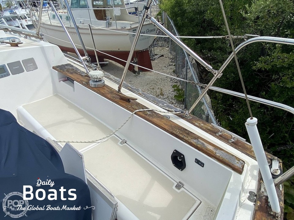 1984 Island Packet 31 for sale. View price, photos and Buy 1984 Island ...