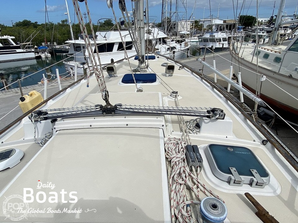 1984 Island Packet 31 for sale. View price, photos and Buy 1984 Island ...