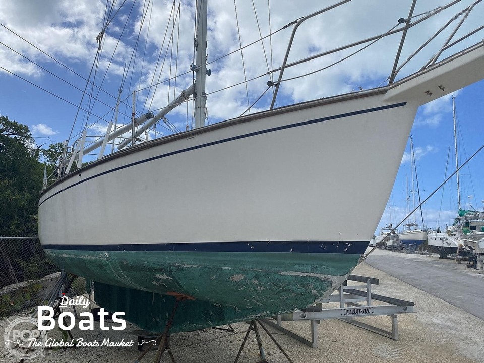 1984 Island Packet 31 for sale. View price, photos and Buy 1984 Island ...