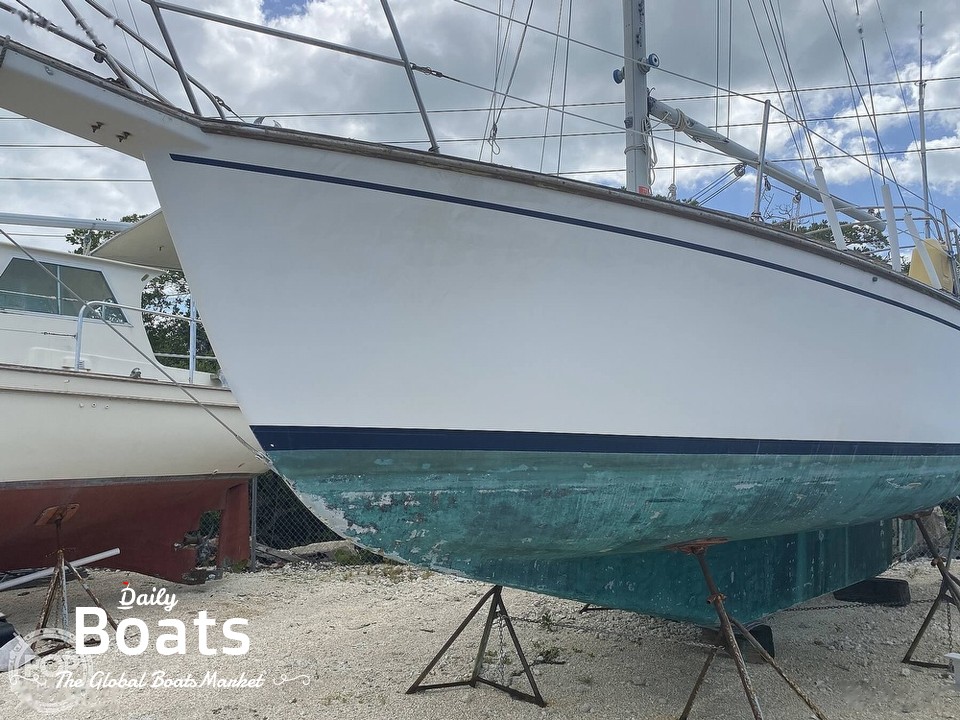 1984 Island Packet 31 for sale. View price, photos and Buy 1984 Island ...