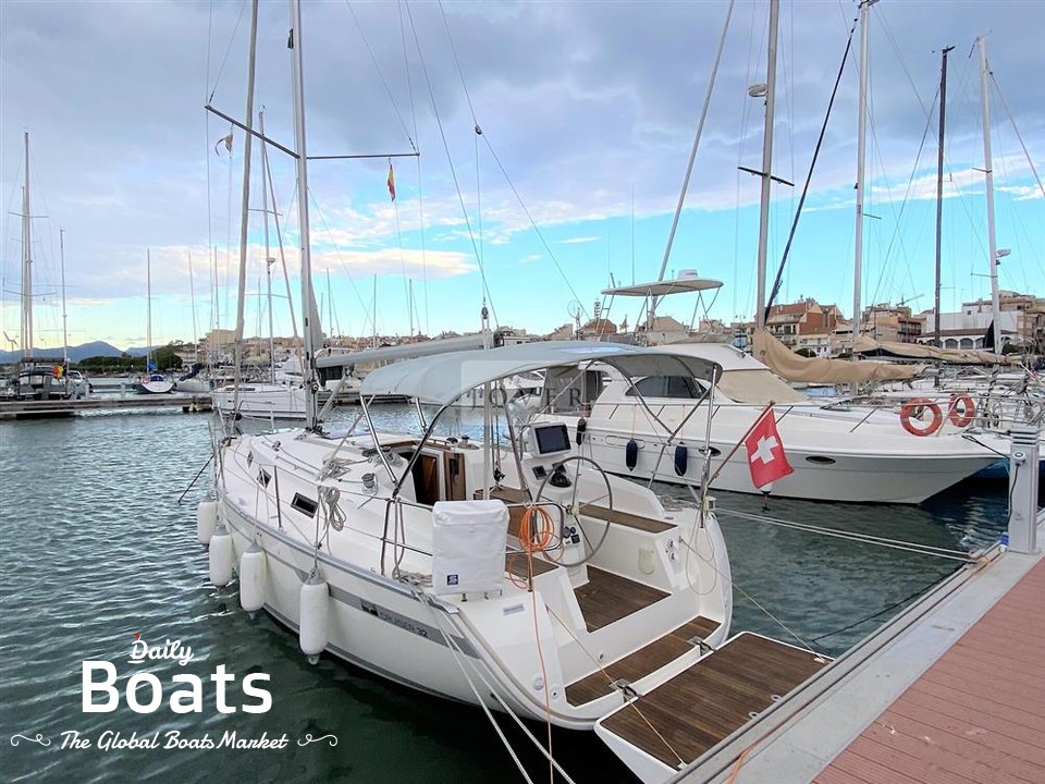 2012 Bavaria 32 Cruiser for sale. View price, photos and Buy 2012 ...