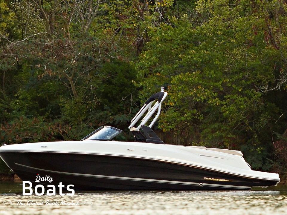 Bayliner Vr5 Inboard for sale. View price, photos and Buy Bayliner Vr5 ...