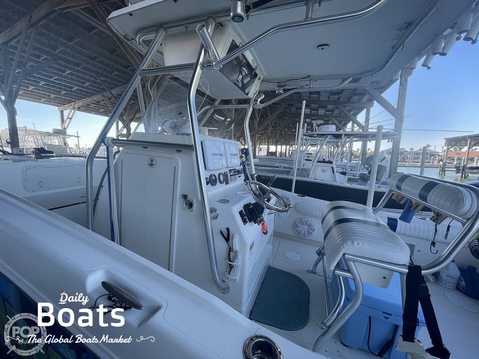 2001 World Cat 266 Sf for sale. View price, photos and Buy 2001 World ...