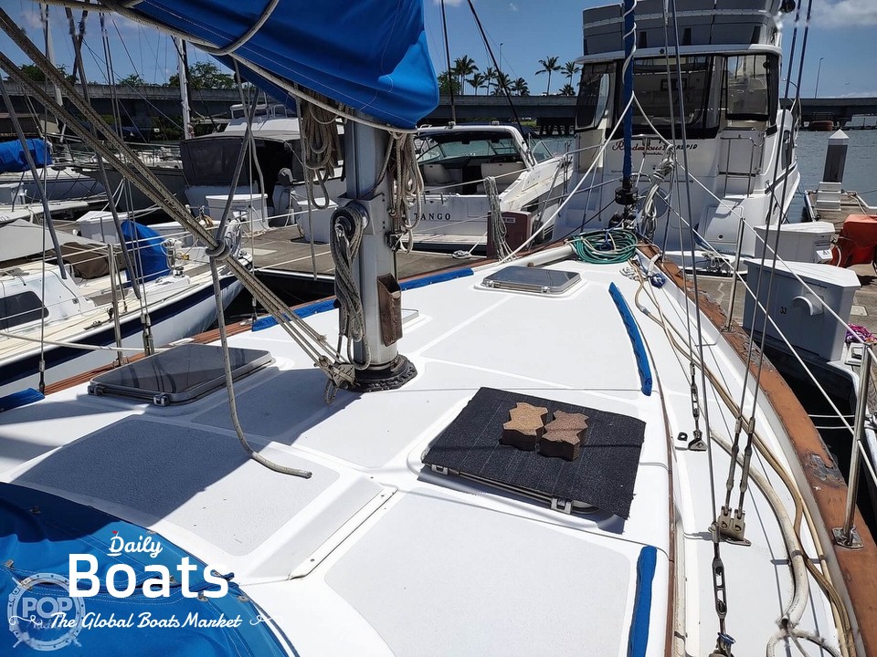 1989 Endeavour Catamaran 42 for sale. View price, photos and Buy 1989 ...