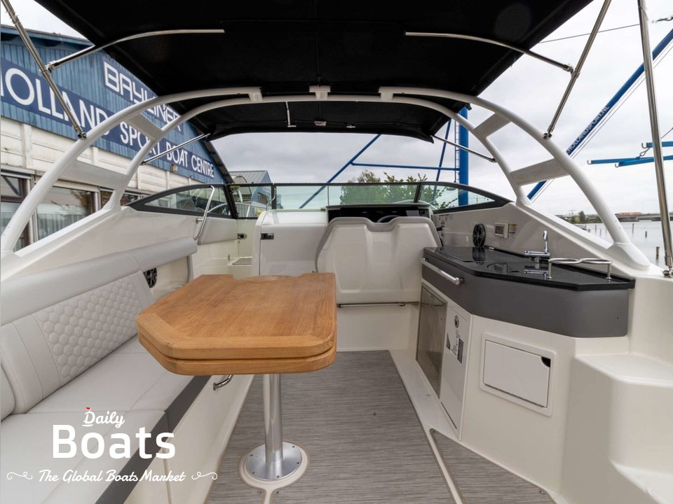 2020 Sea Ray Sundancer 290 for sale. View price, photos and Buy 2020 ...