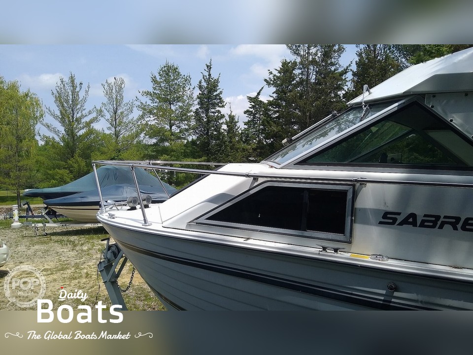 1986 Crestliner 22 for sale. View price, photos and Buy 1986 Crestliner ...