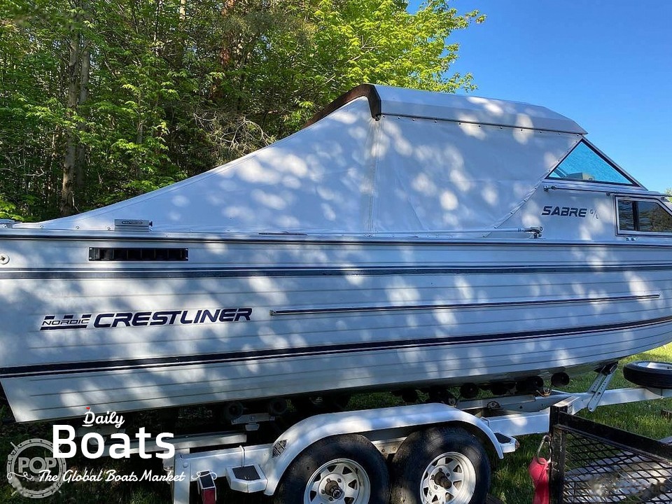 1986 Crestliner 22 for sale. View price, photos and Buy 1986 Crestliner ...