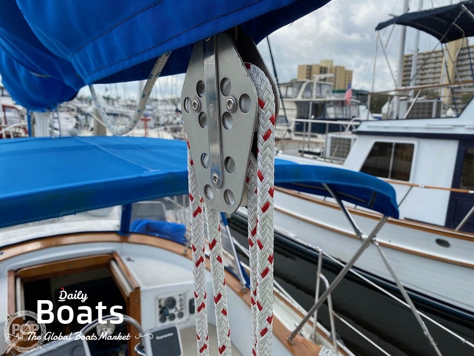 1982 Gulfstar Yachts 40 Cc for sale. View price, photos and Buy 1982 ...