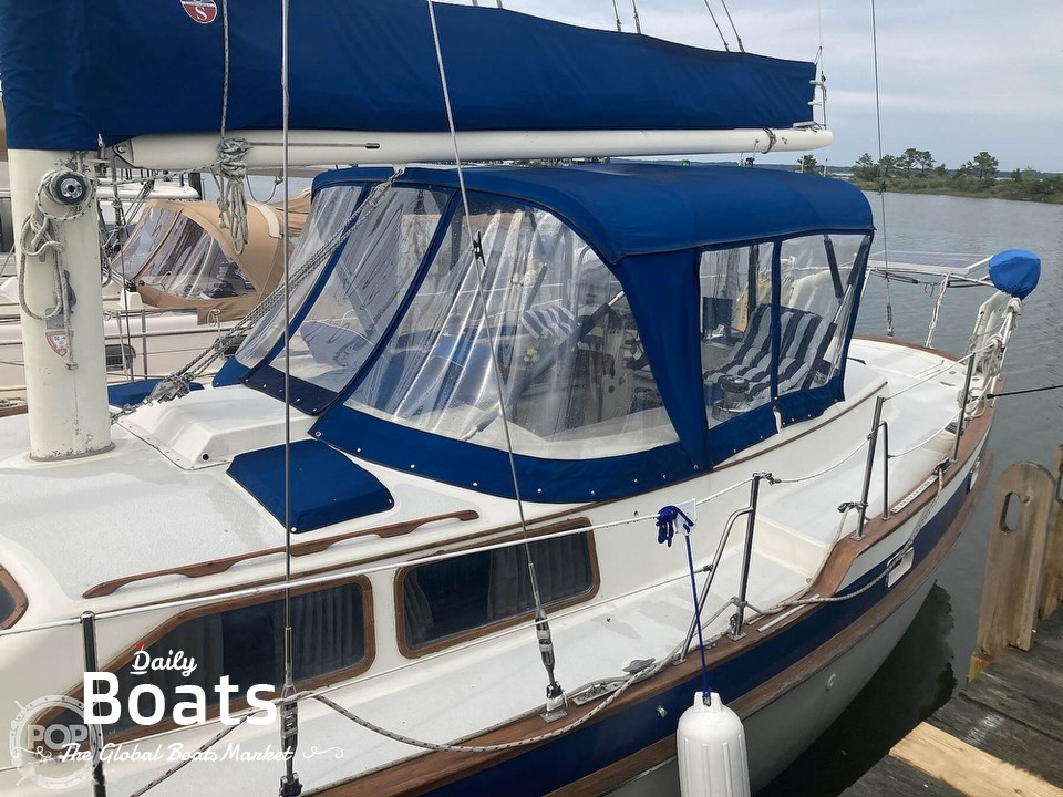 1985 Irwin Yacht 38 for sale. View price, photos and Buy 1985 Irwin ...