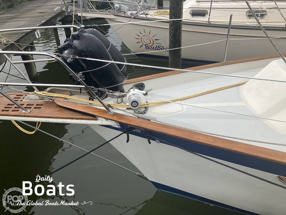 1985 Irwin Yacht 38 for sale. View price, photos and Buy 1985 Irwin ...