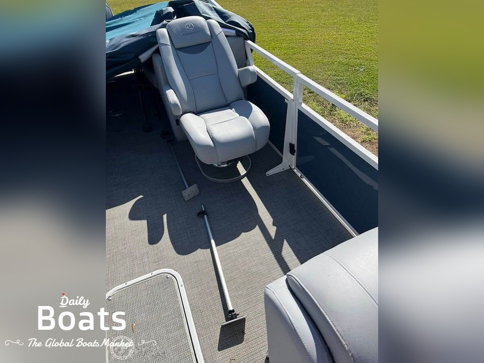 2018 Regency 220 Le3 for sale. View price, photos and Buy 2018 Regency ...