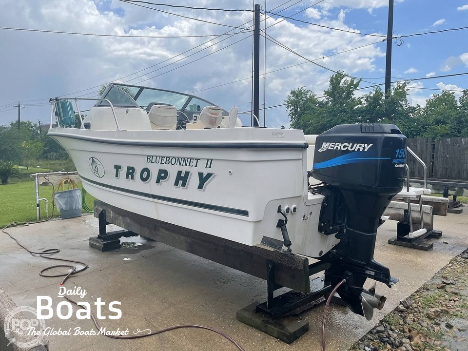 2000 Trophy Boats 2052 for sale. View price, photos and Buy 2000 Trophy ...