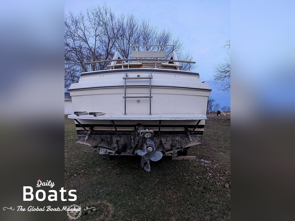 1982 Carver Yachts Santa Cruz 26 Cabin Cruiser for sale. View price ...