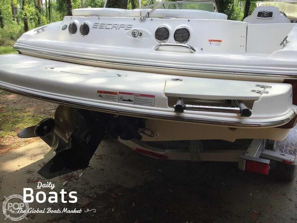 2009 Larson 204 Escape for sale. View price, photos and Buy 2009 Larson ...