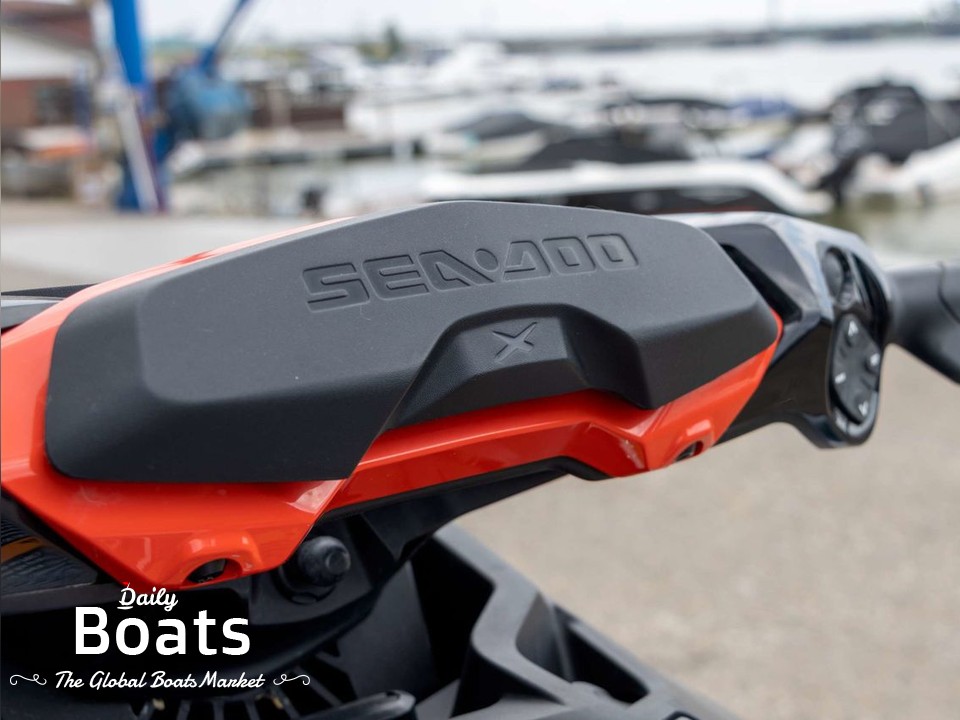 2018 Sea-Doo Rxt 300 for sale. View price, photos and Buy 2018 Sea-Doo ...