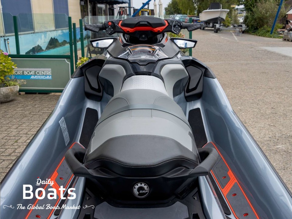 2018 Sea-Doo Rxt 300 for sale. View price, photos and Buy 2018 Sea-Doo ...