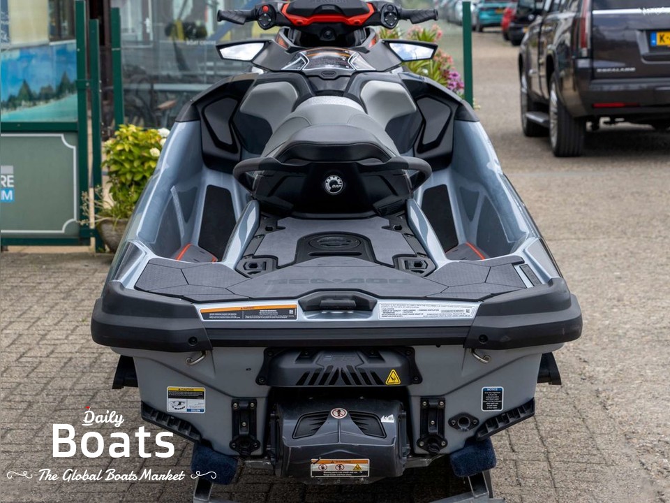 2018 Sea-Doo Rxt 300 for sale. View price, photos and Buy 2018 Sea-Doo Rxt 300 #267508