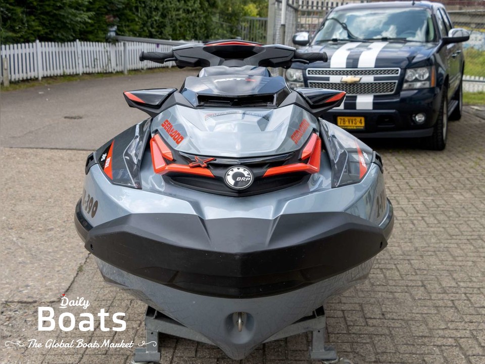 2018 Sea-Doo Rxt 300 for sale. View price, photos and Buy 2018 Sea-Doo ...