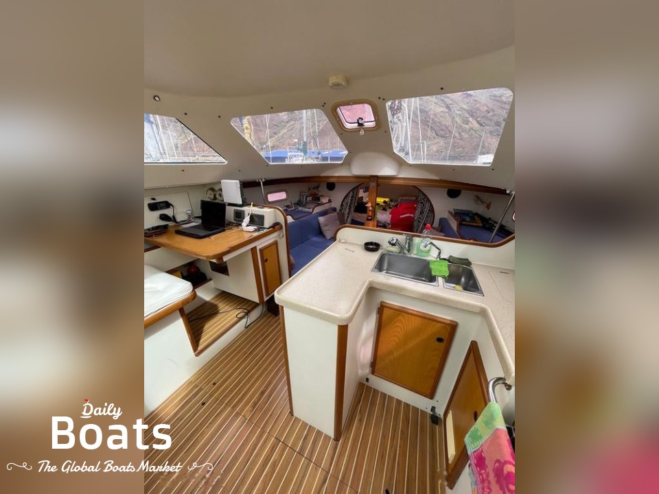 2005 RM Yachts - Fora Marine 1050 for sale. View price, photos and Buy ...