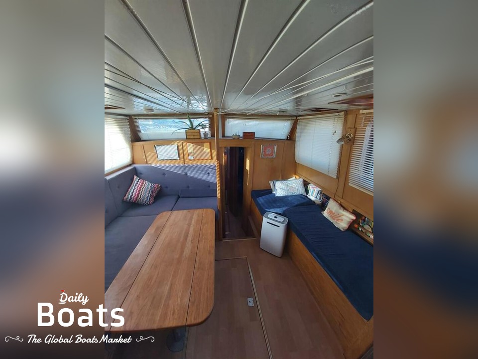 2011 Bruce Roberts Spray 48 for sale. View price, photos and Buy 2011 ...