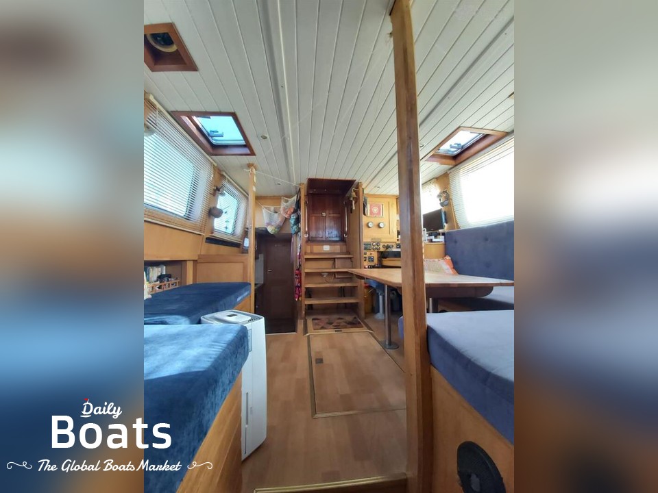 2011 Bruce Roberts Spray 48 for sale. View price, photos and Buy 2011 ...