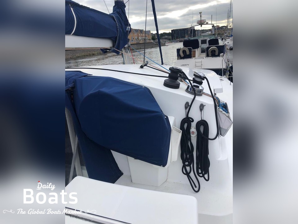 2007 Fountaine Pajot Mah 36 for sale. View price, photos and Buy 2007 ...