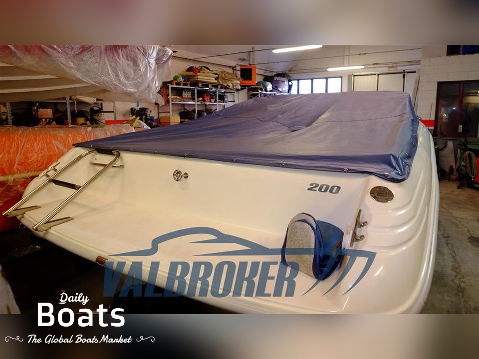 1992 Sea Ray Sea Ray 200 Sun Runner for sale. View price, photos and ...