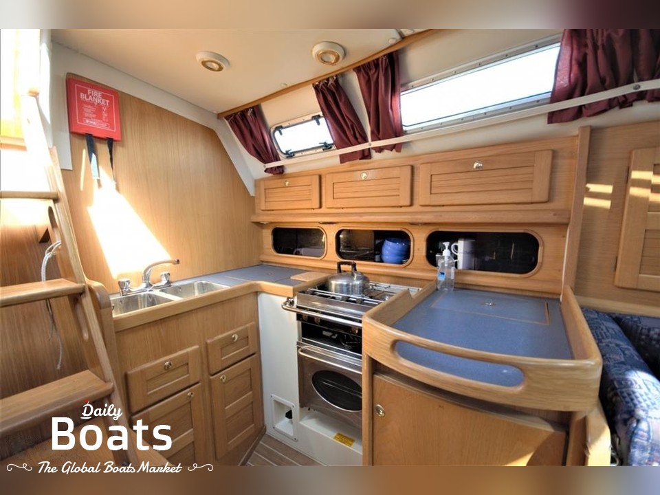 1999 Westerly Oceanquest 35 Ac for sale. View price, photos and Buy ...