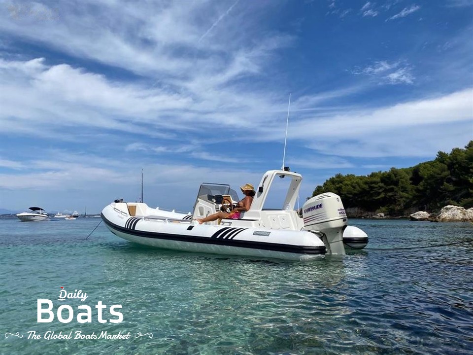 1995 Marlin Boat 640 for sale. View price, photos and Buy 1995 Marlin ...