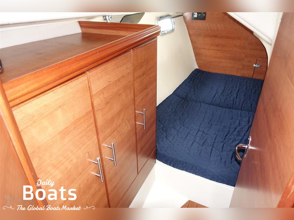 2011 Hunter Legend 33E for sale. View price, photos and Buy 2011 Hunter ...