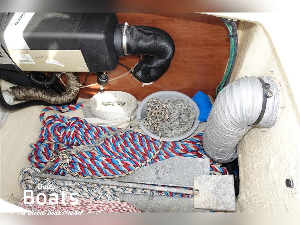 2011 Hunter Legend 33E for sale. View price, photos and Buy 2011 Hunter ...