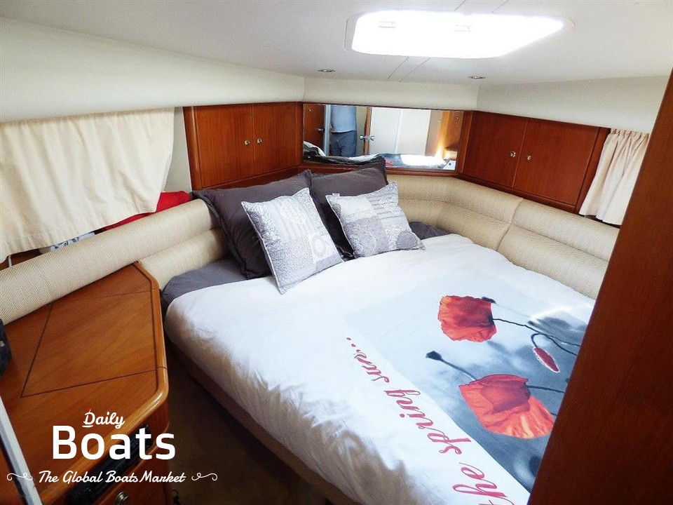 1992 Princess Yachts Princess 368 Fly for sale. View price, photos and ...