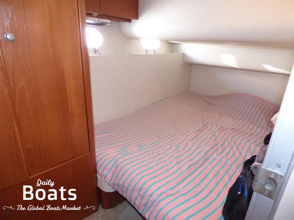 1992 Princess Yachts Princess 368 Fly for sale. View price, photos and ...