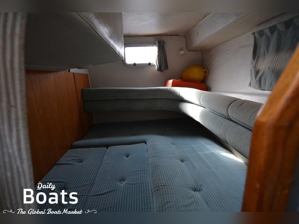 1989 Kirie Kirie 305 Flash Boat for sale. View price, photos and Buy ...