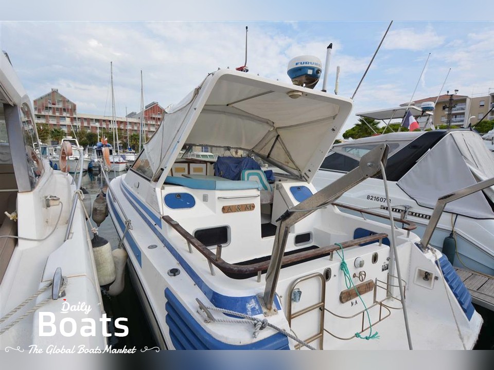 1989 Kirie Kirie 305 Flash Boat for sale. View price, photos and Buy ...