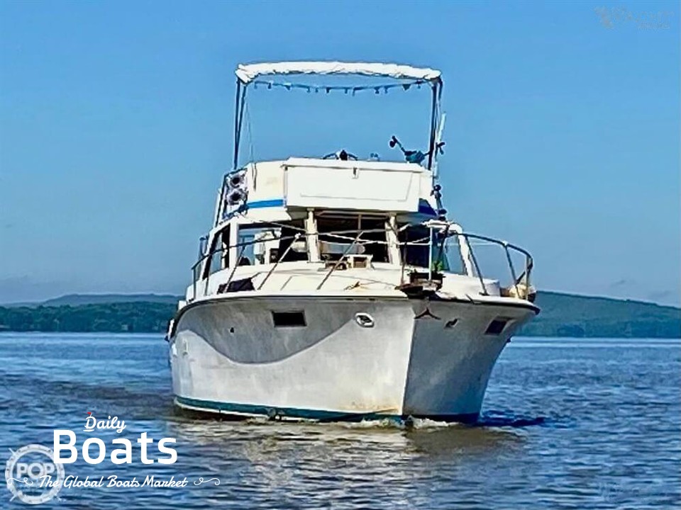 1972 Pacemaker 37 for sale. View price, photos and Buy 1972 Pacemaker ...