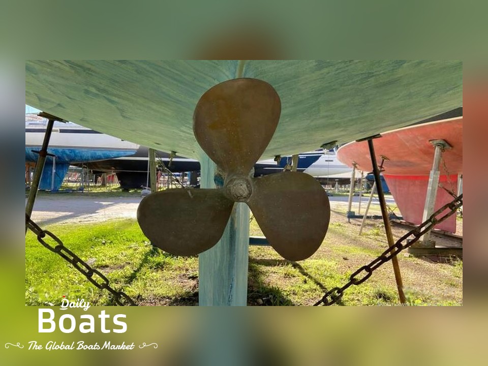 1983 Trident Marine Uk Voyager 38 for sale. View price, photos and Buy ...